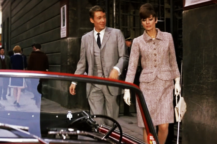 Audrey Hepburn How to Steal A Million - Her Stunning 1960s Wardrobe ...