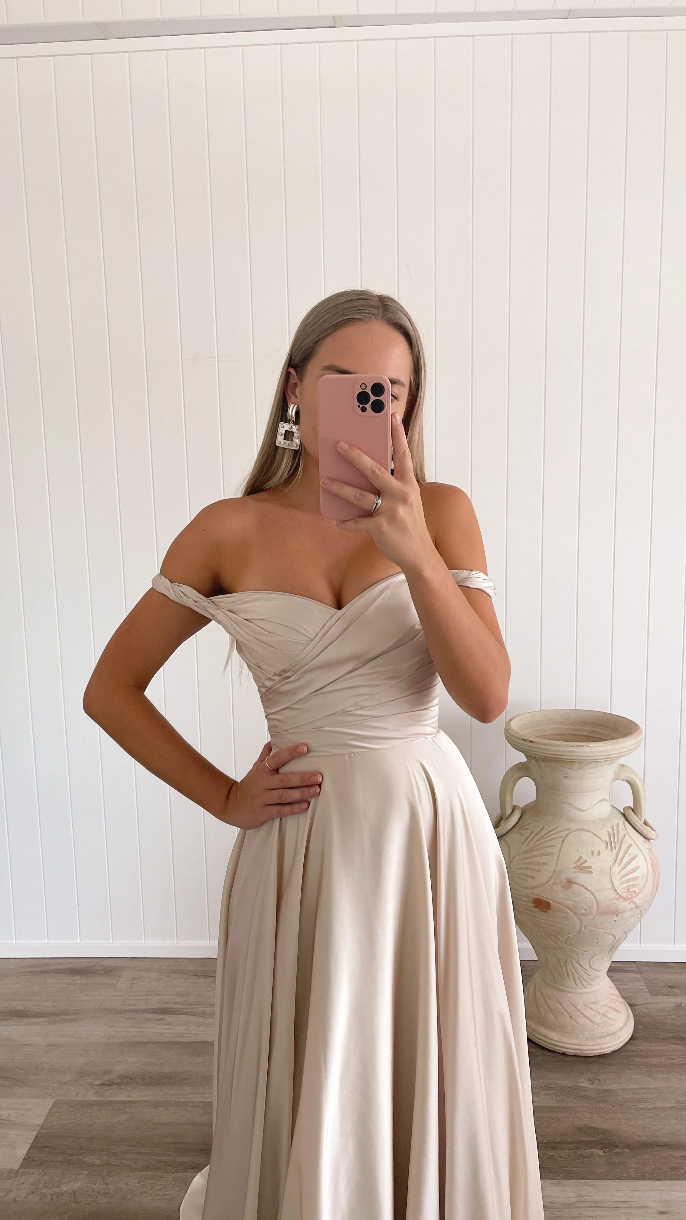 Madi Lane Cardiff — Timeless Elegance Bridal Wedding Dresses Cardiff