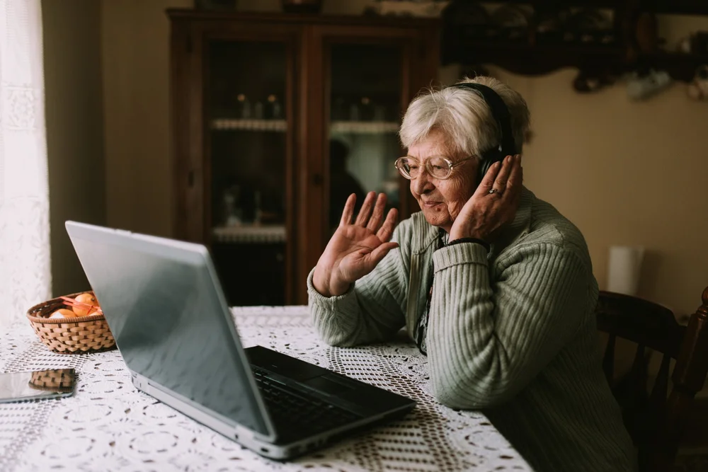 A community connecting 1 billion unconnected people to the internet