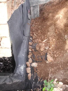 Αποστράγγιση ομβρίων υδάτων σε κήπο (Ντρενάζ) — Υδραυλικά Έργα ...