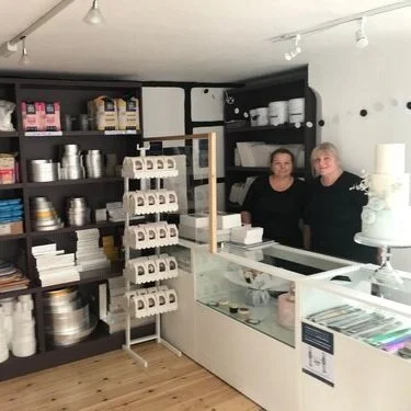 About 5 — Forever Cake Creations