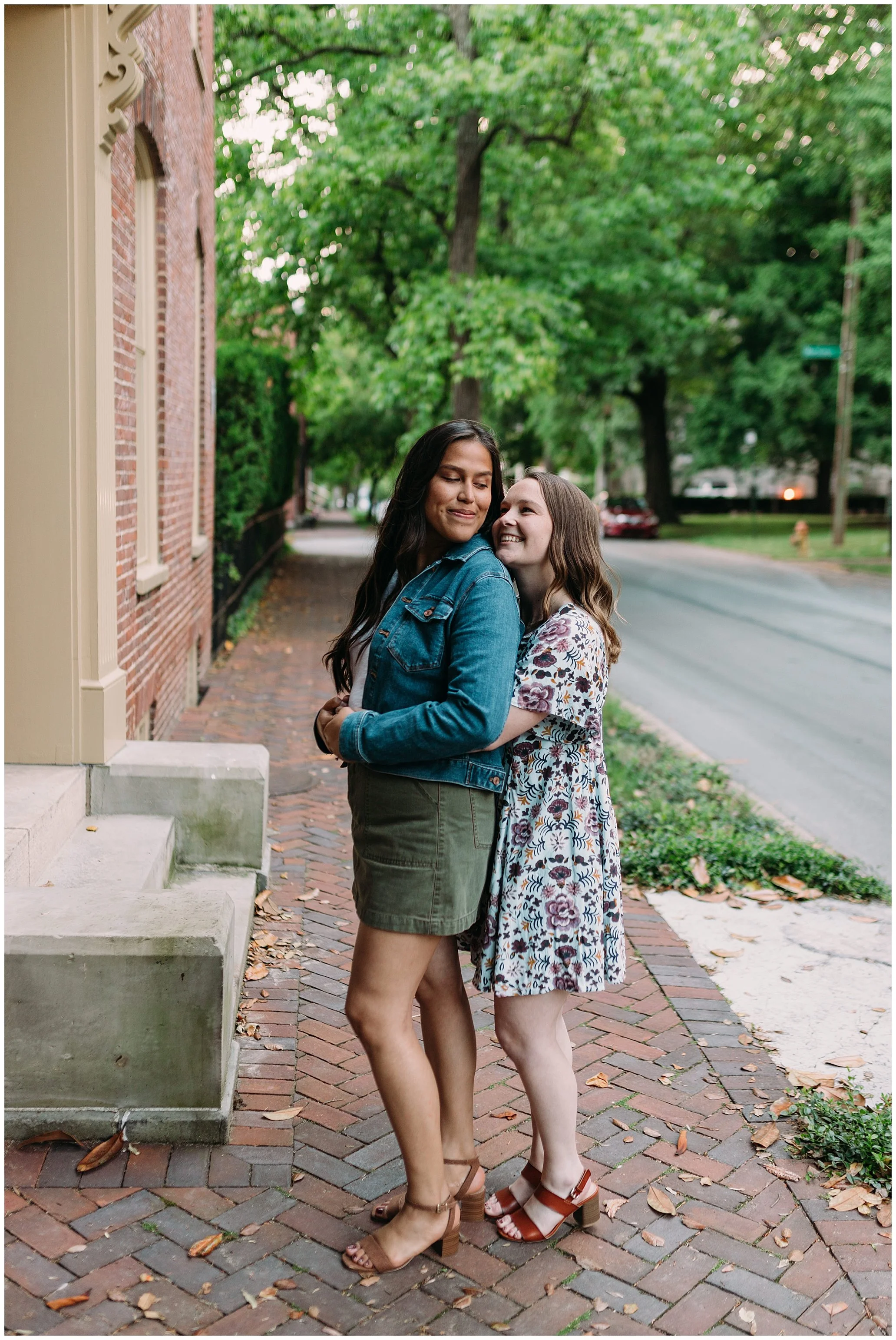 Gratz Park Engagement Session in Lexington, KY — Jennifer Dai Photography