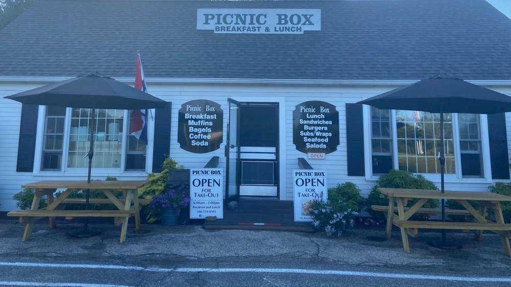 Hours & Location — Picnic Box