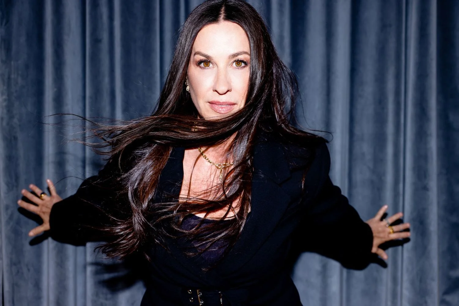 Alanis Morissette Announces Summer 2026 London Show At Crystal Palace ...