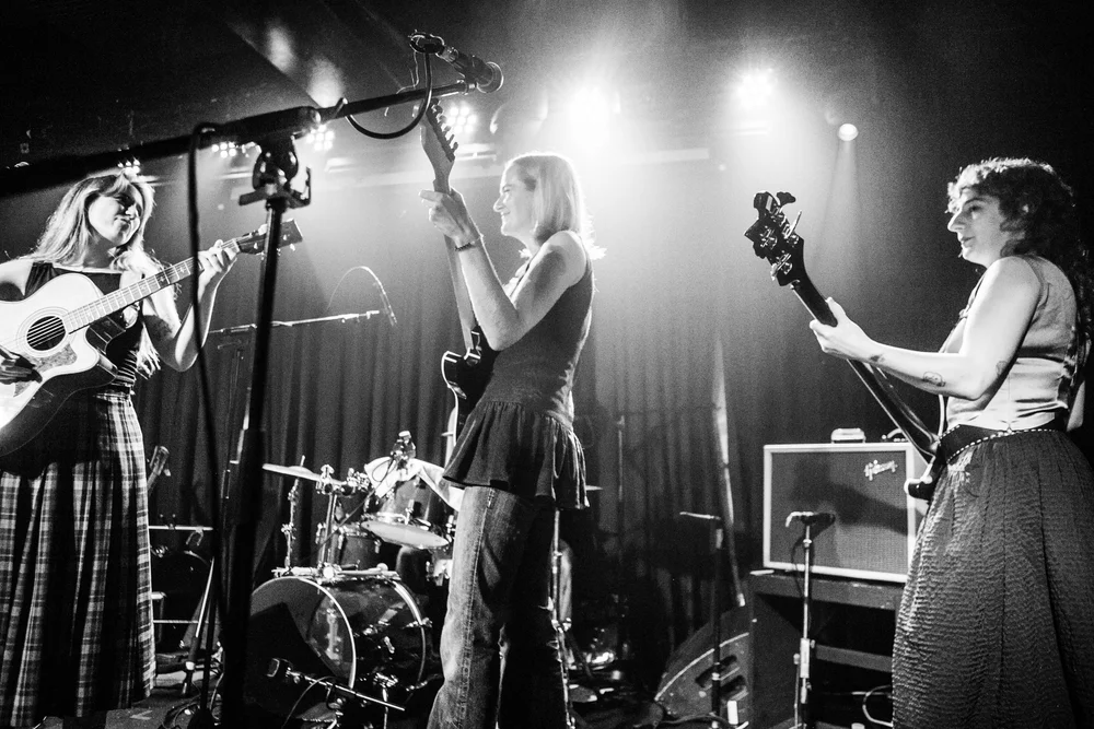 Gig Review: lilo At The Lexington — Still Listening