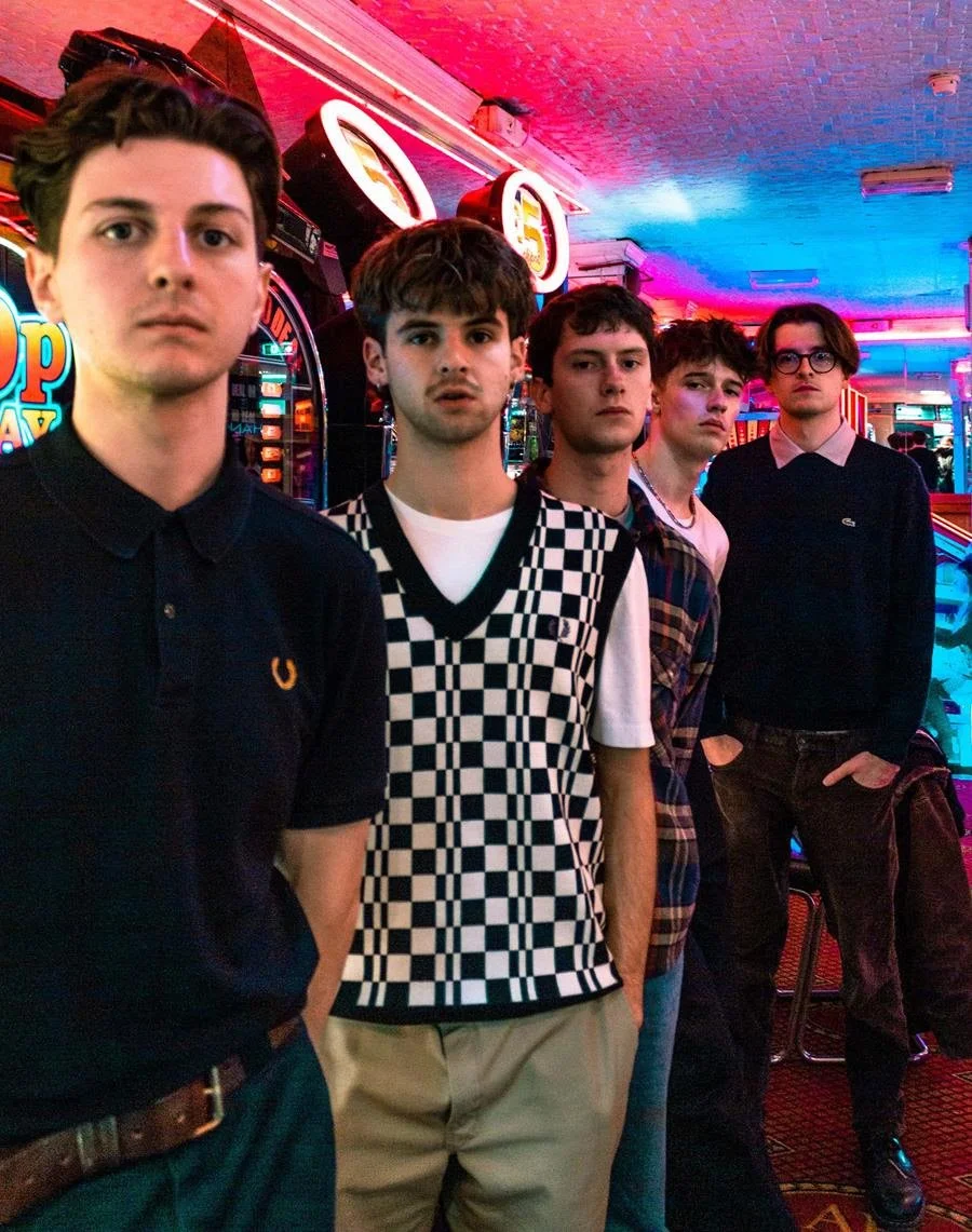Porchlight Share Sweaty Riffs And Claustrophobic Uncertainty In New ...