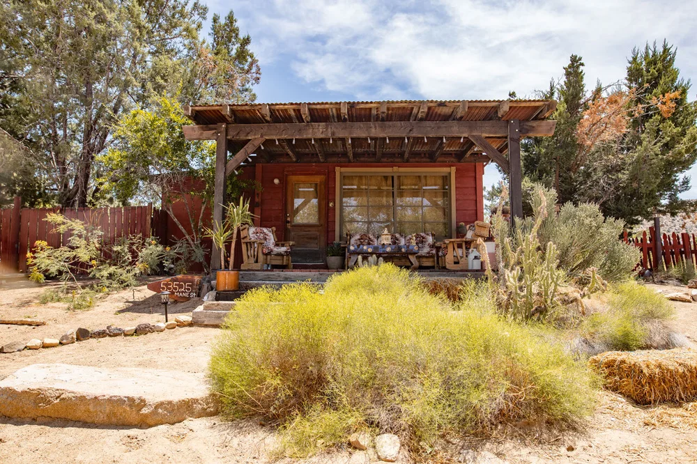 Red Cabin | Book Your Joshua Tree Getaway — Pioneertown Motel