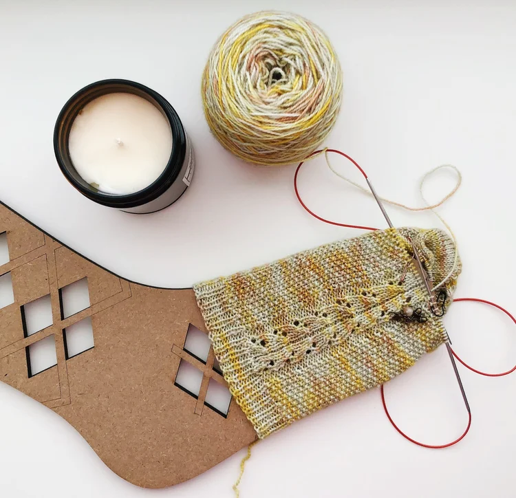 Gallivan Plaza Shawl Knitting Pattern — Hygge Canyon Knits