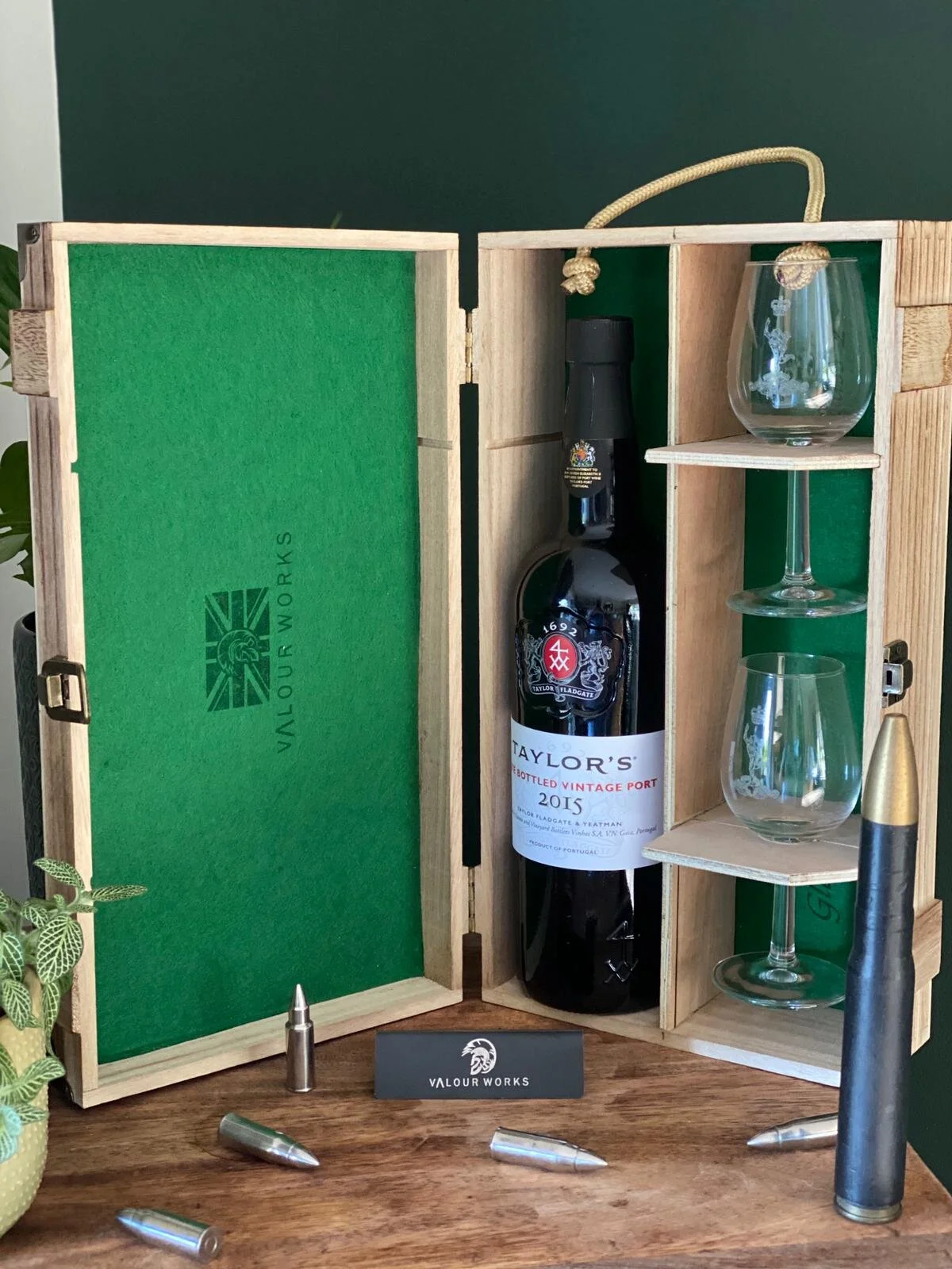 Personalised Engraved Bottle of Port with Custom Wooden Display Case ...