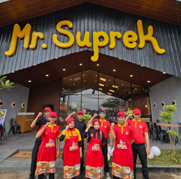 Mr Suprek: Sensasi Ayam Super Geprek dengan Peluang Bisnis Franchise ...