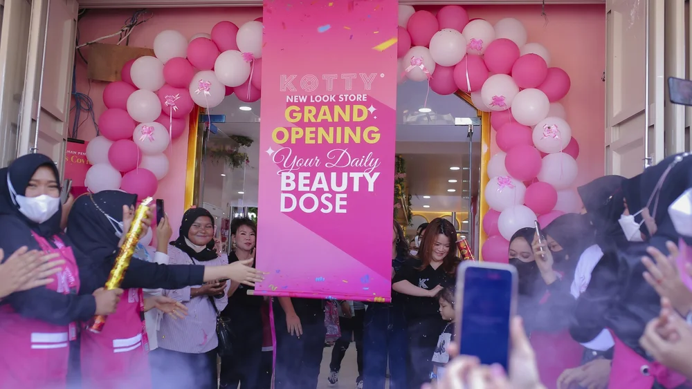 Kotty Kosmetik— human resource strategi bisnis, branding iklan digital ...