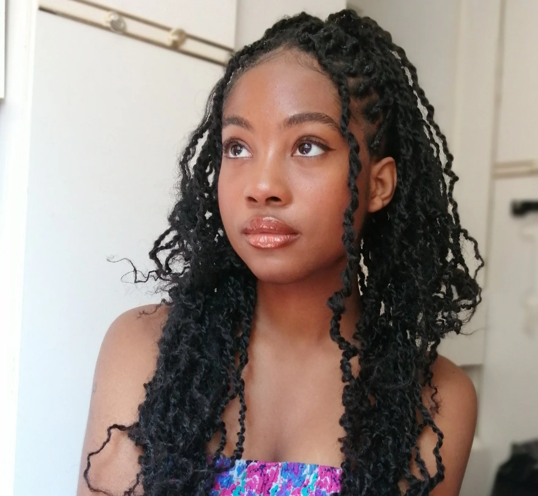 7 Clothing Items That Will Make You Look Effortlessly Elegant And Girly 7-clothing-items-that-will-make-you-look-effortlessly-elegant-and-girly