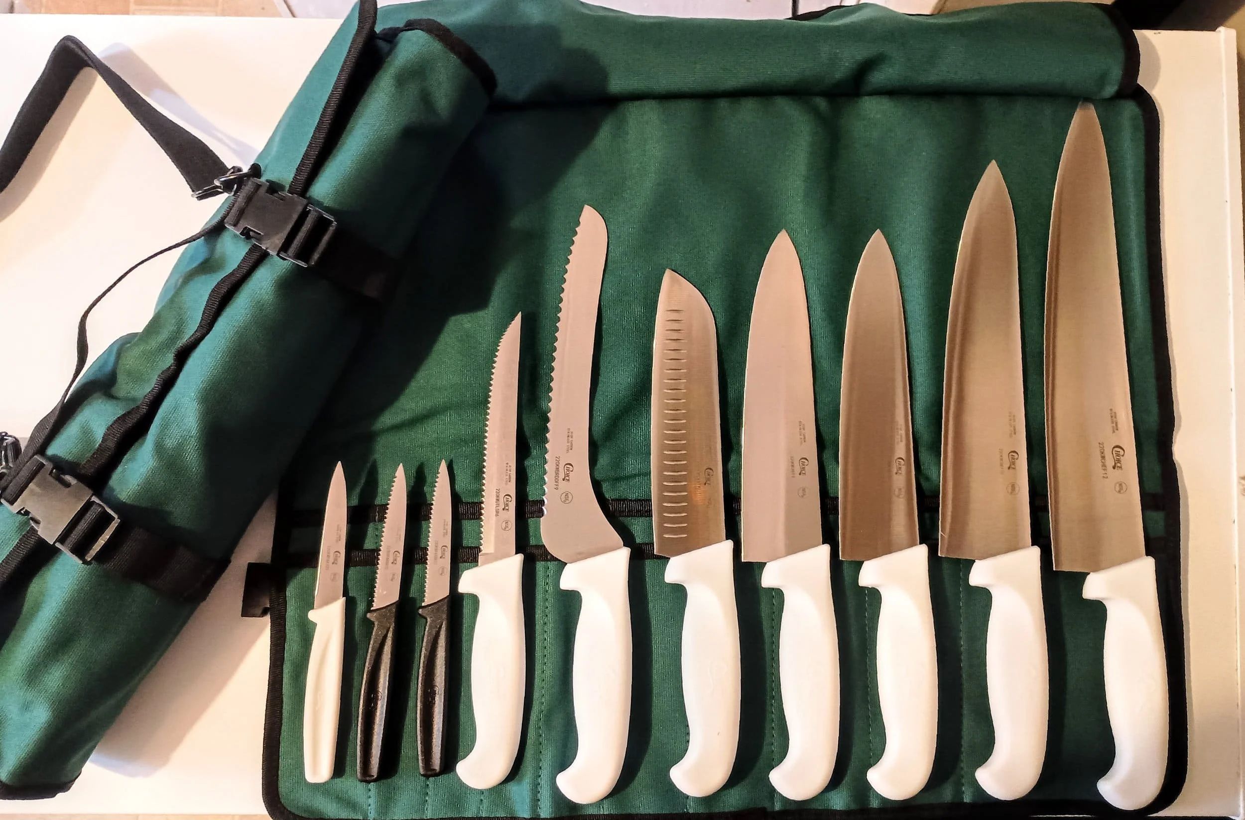 A must-have cool knife gadget for professionals and enthusiasts — Out ...
