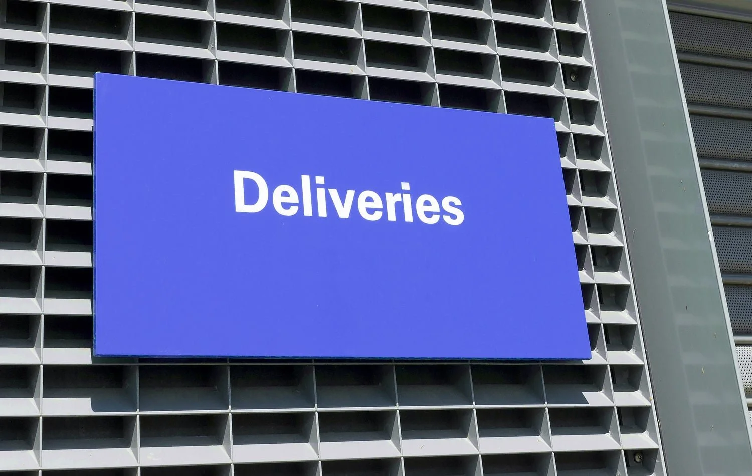 Tray Signs | Folded Fascia Sign Trays | Signs Base