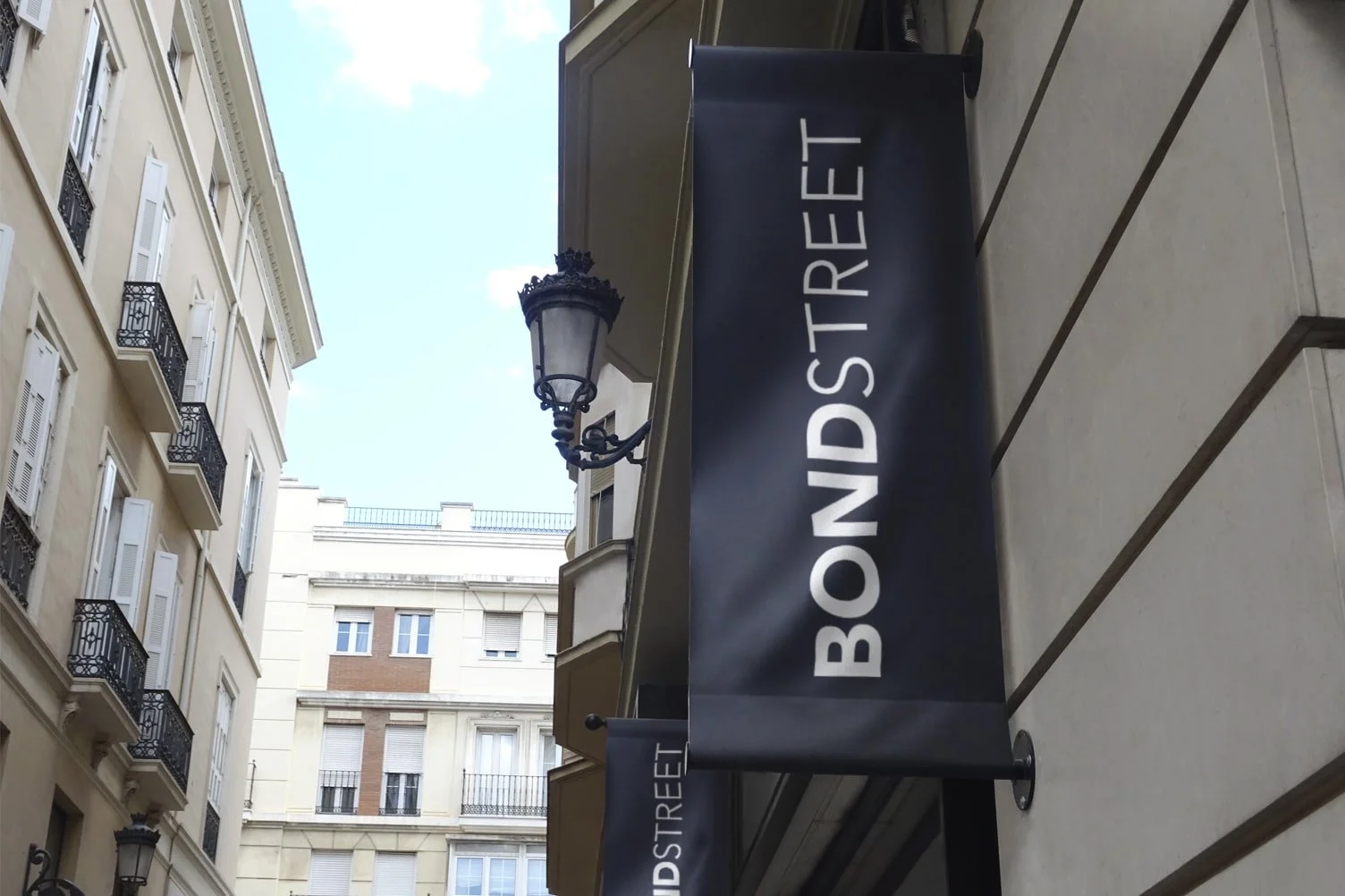 Lamp Post Banners & Pole Pocket Banners | Signs Base