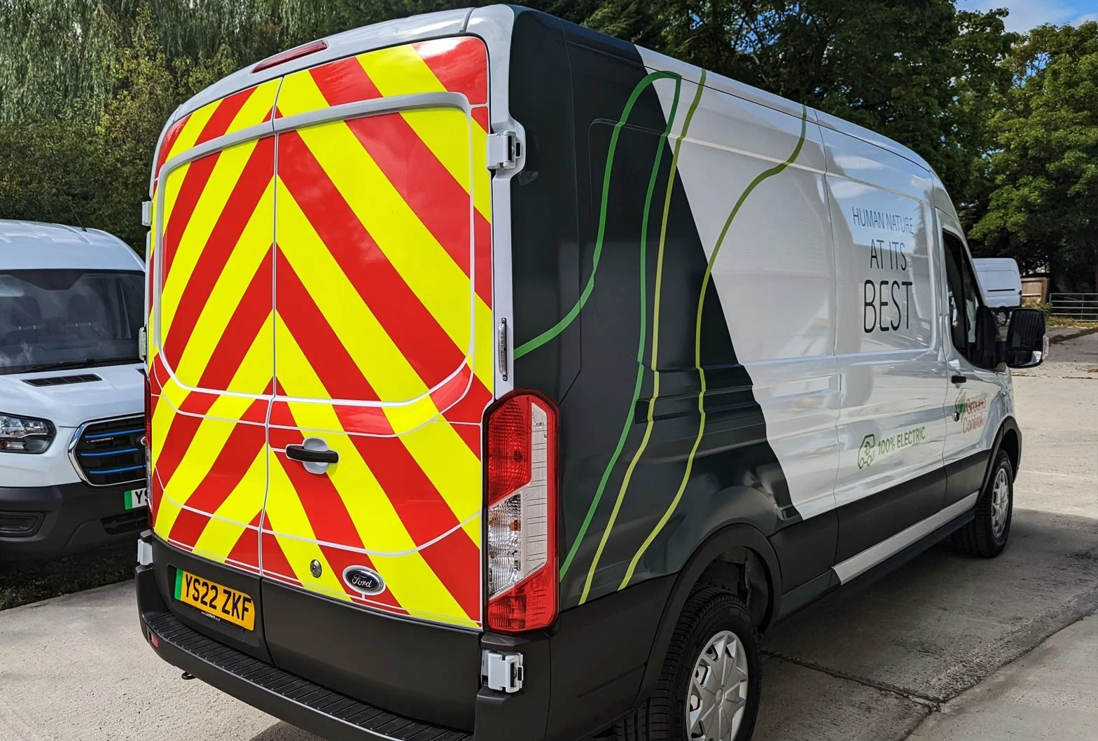 Highway Maintenance Chevrons & Reflective Chapter 8 Chevrons | Signs Base