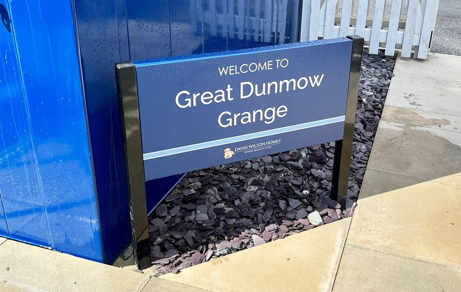 Tray Signs | Folded Fascia Sign Trays | Signs Base