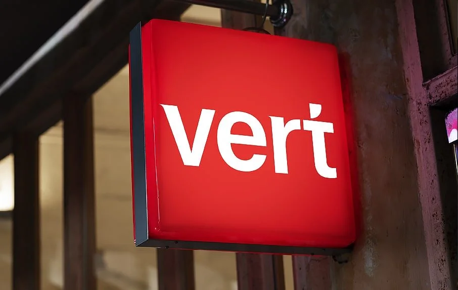 Illuminated Projecting Signs | Hanging LED Projecting Signs | Signs Base