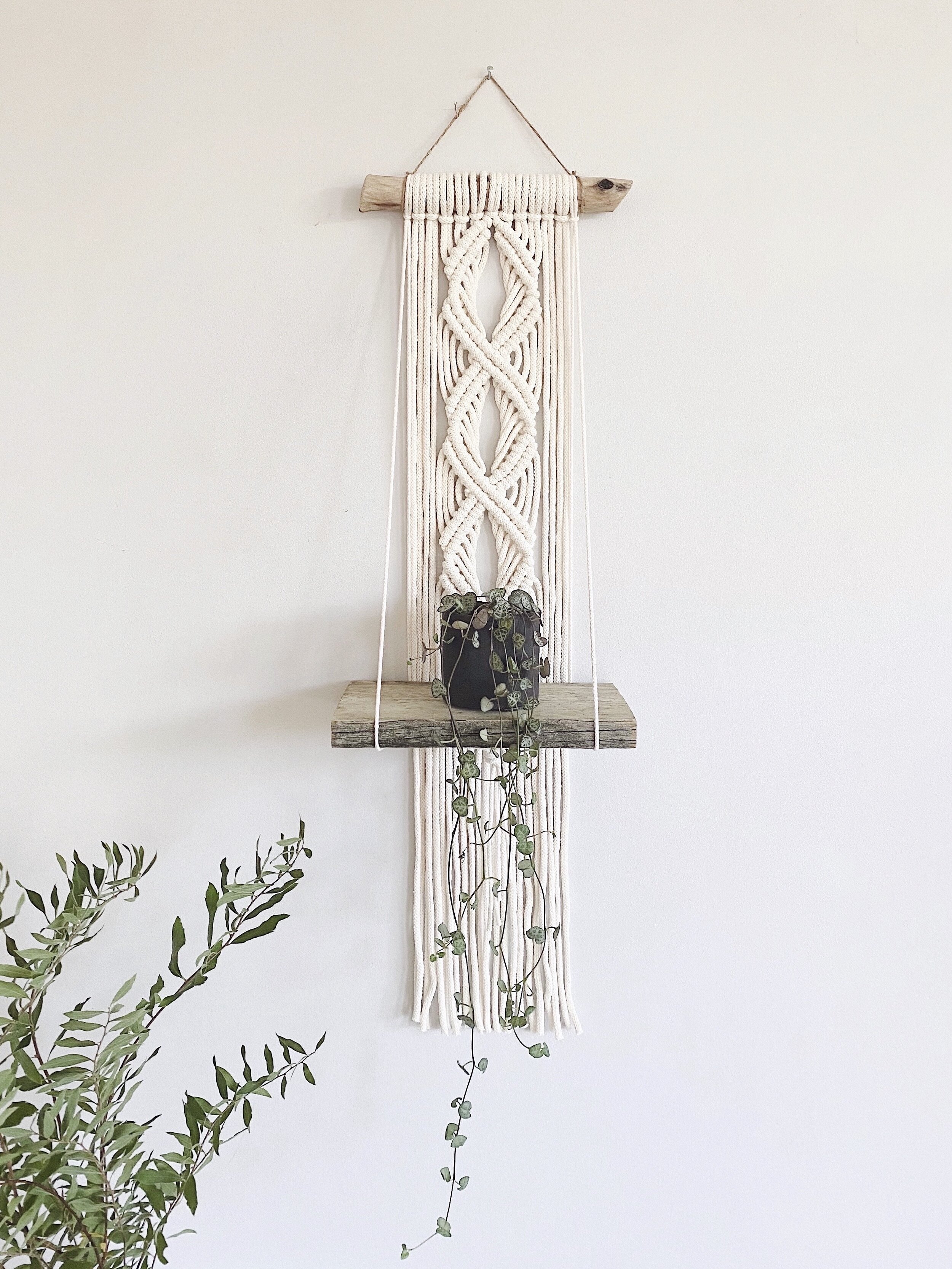 Vakre og tidløse klær og tilbehør - Linn Andersen.