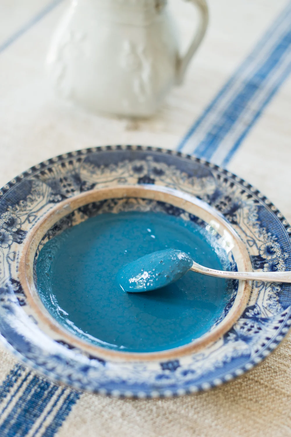 A Comparison of Blues — Miss Mustard Seed's Milk Paint