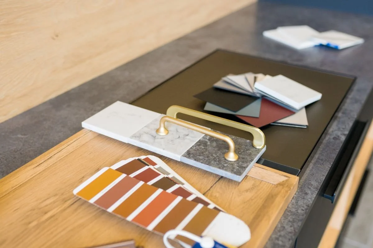 How to Style Brown Quartz Kitchen Countertops — Bellus Group