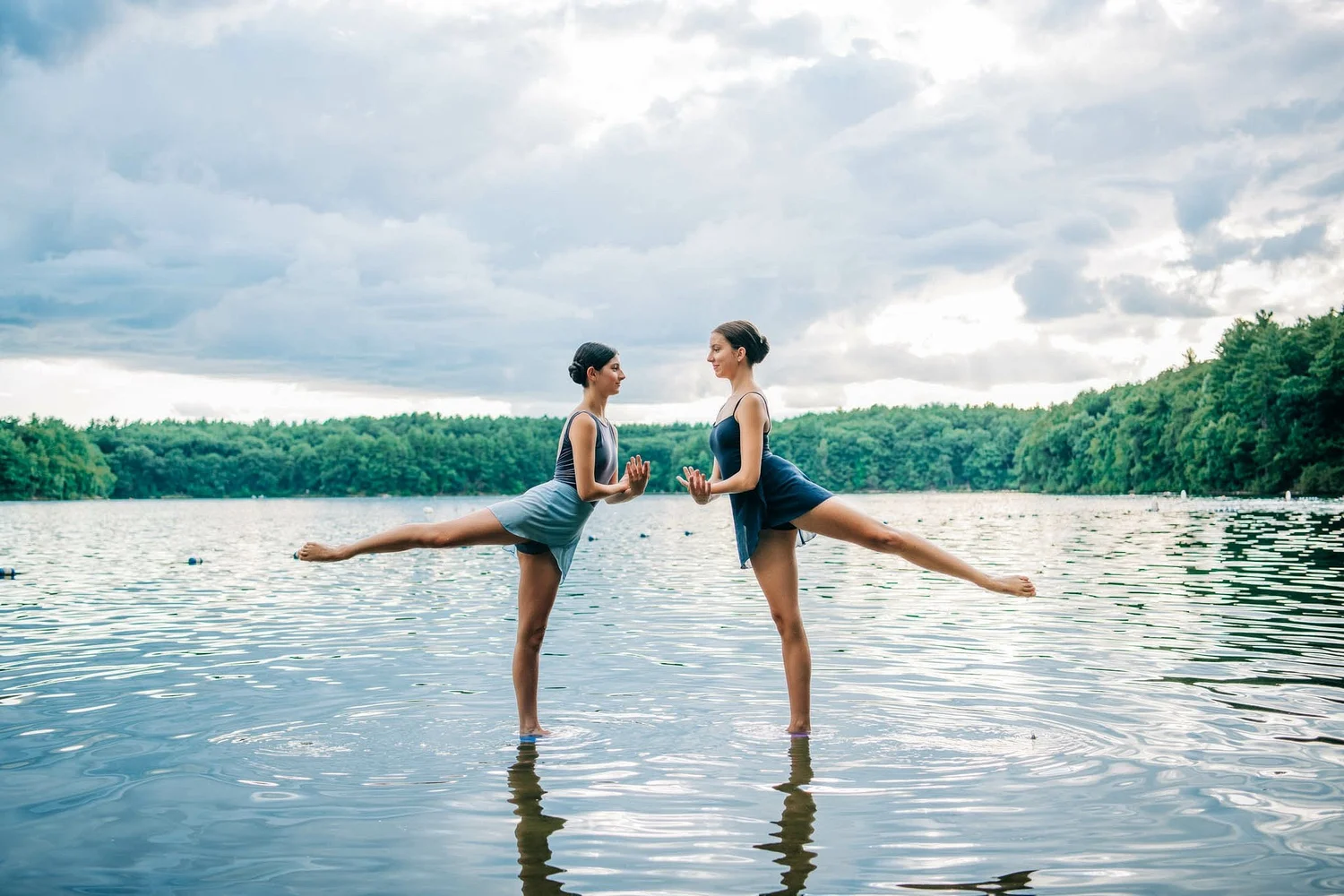 MA Dance Photographer captures water dancers with epic sunset ...