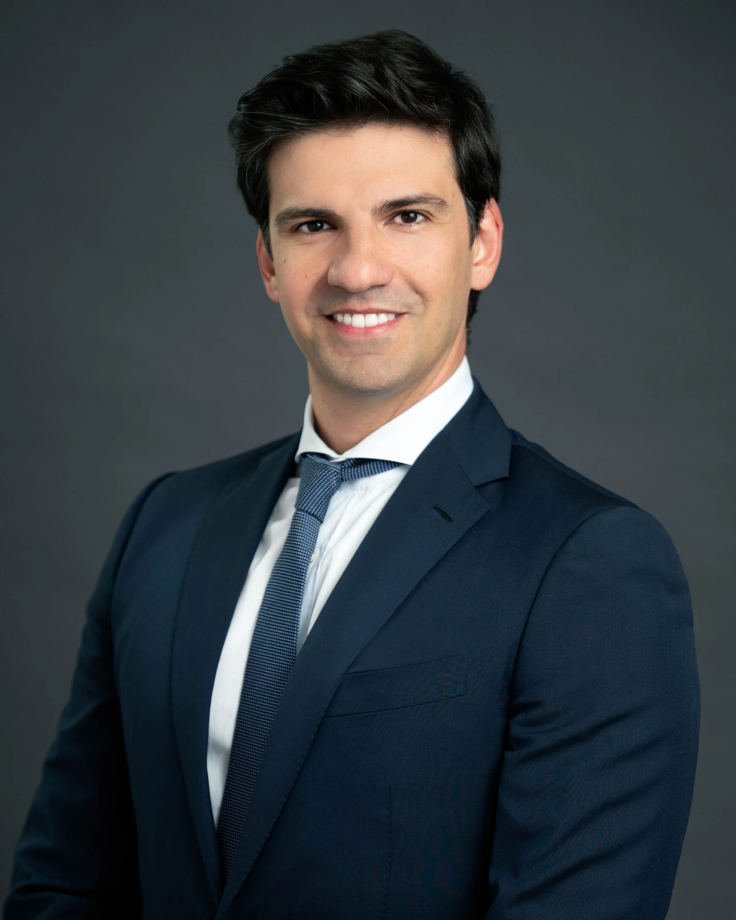 What to Wear: Headshots & Corporate Photos | Tashography