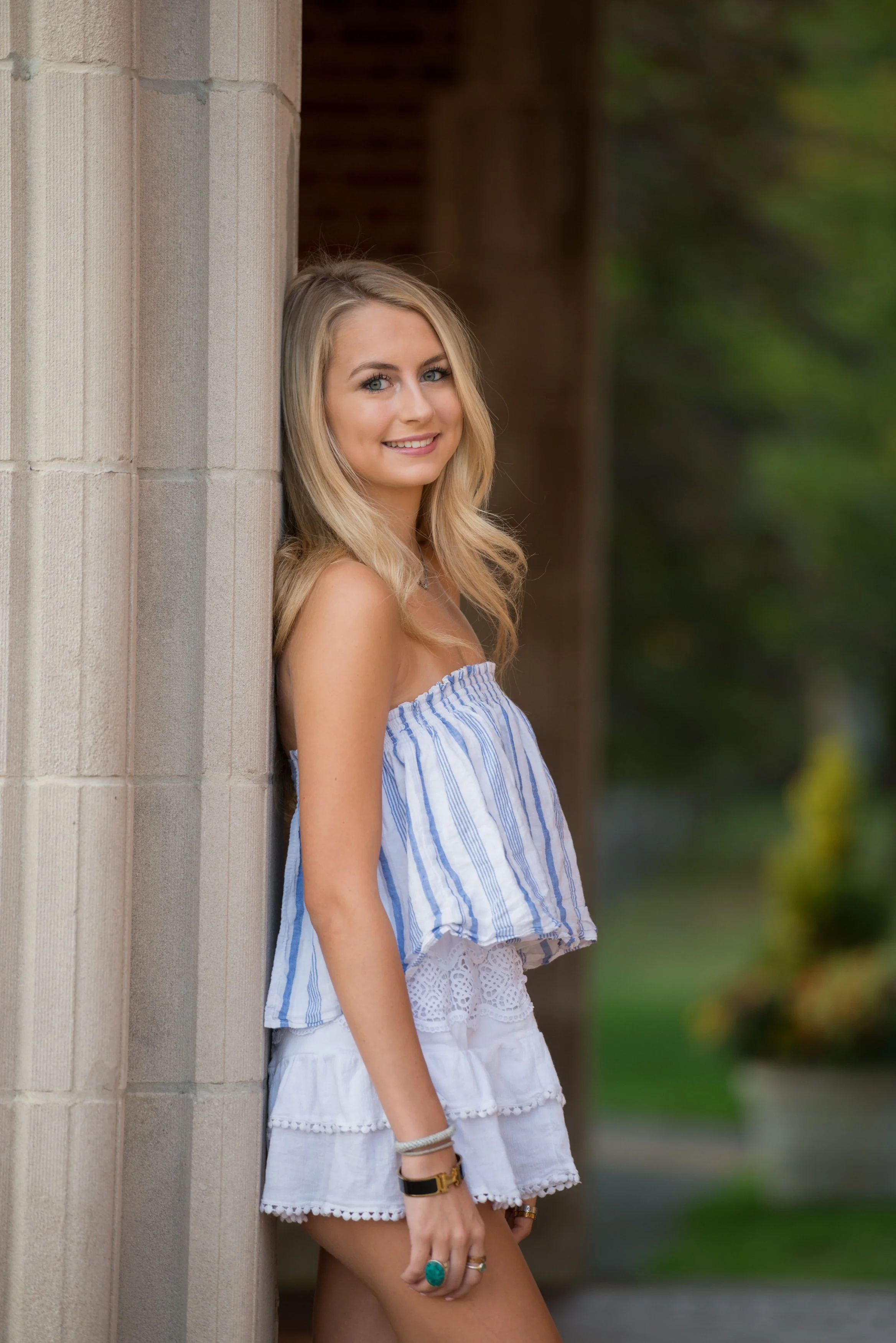 What to Wear: Senior Graduation Sessions | Tashography