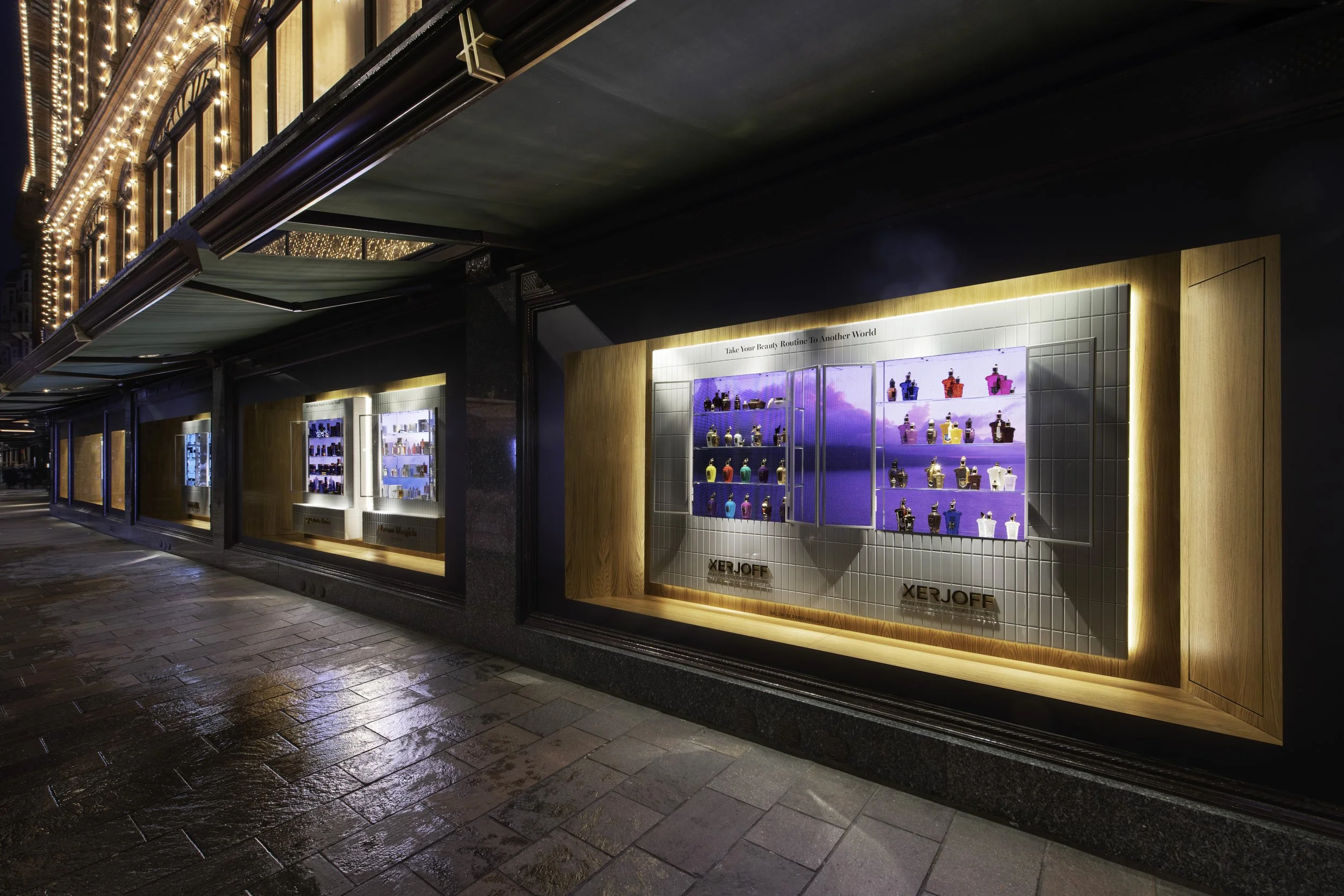 LARGE-SCALE BEAUTY CAMPAIGN FOR HARRODS — VAST