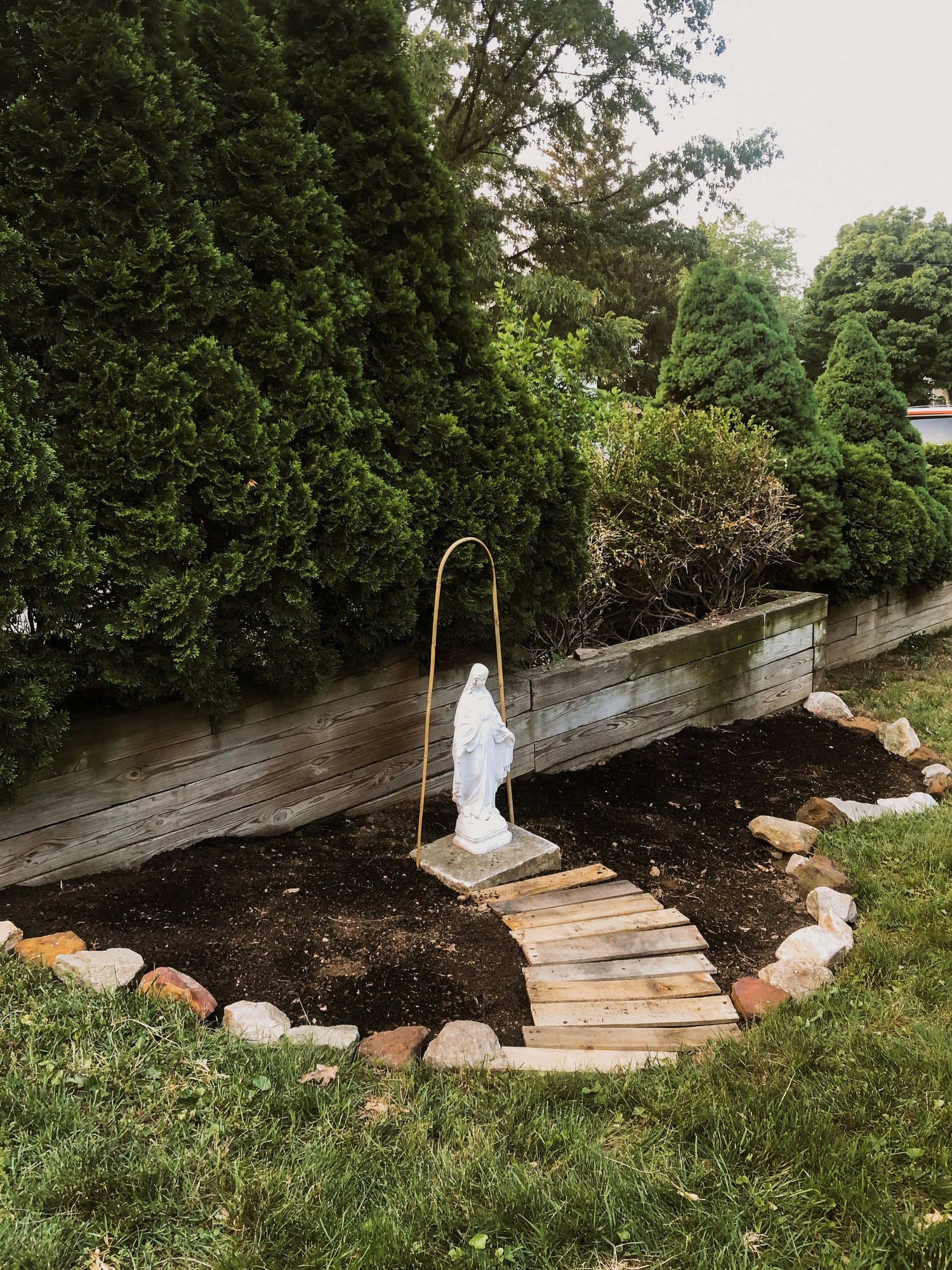 Making a Garden for Mary — Married & a House | A Catholic Blog for ...