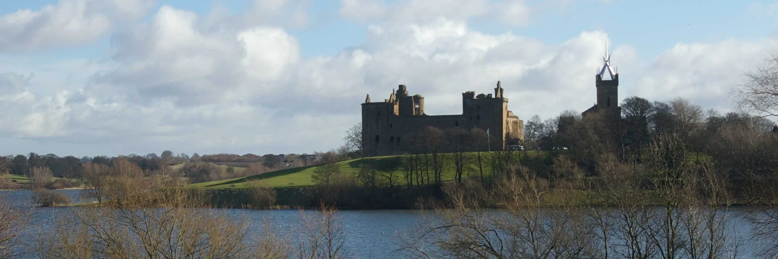 Explore the Fascinating History of Linlithgow Castle in Scotland