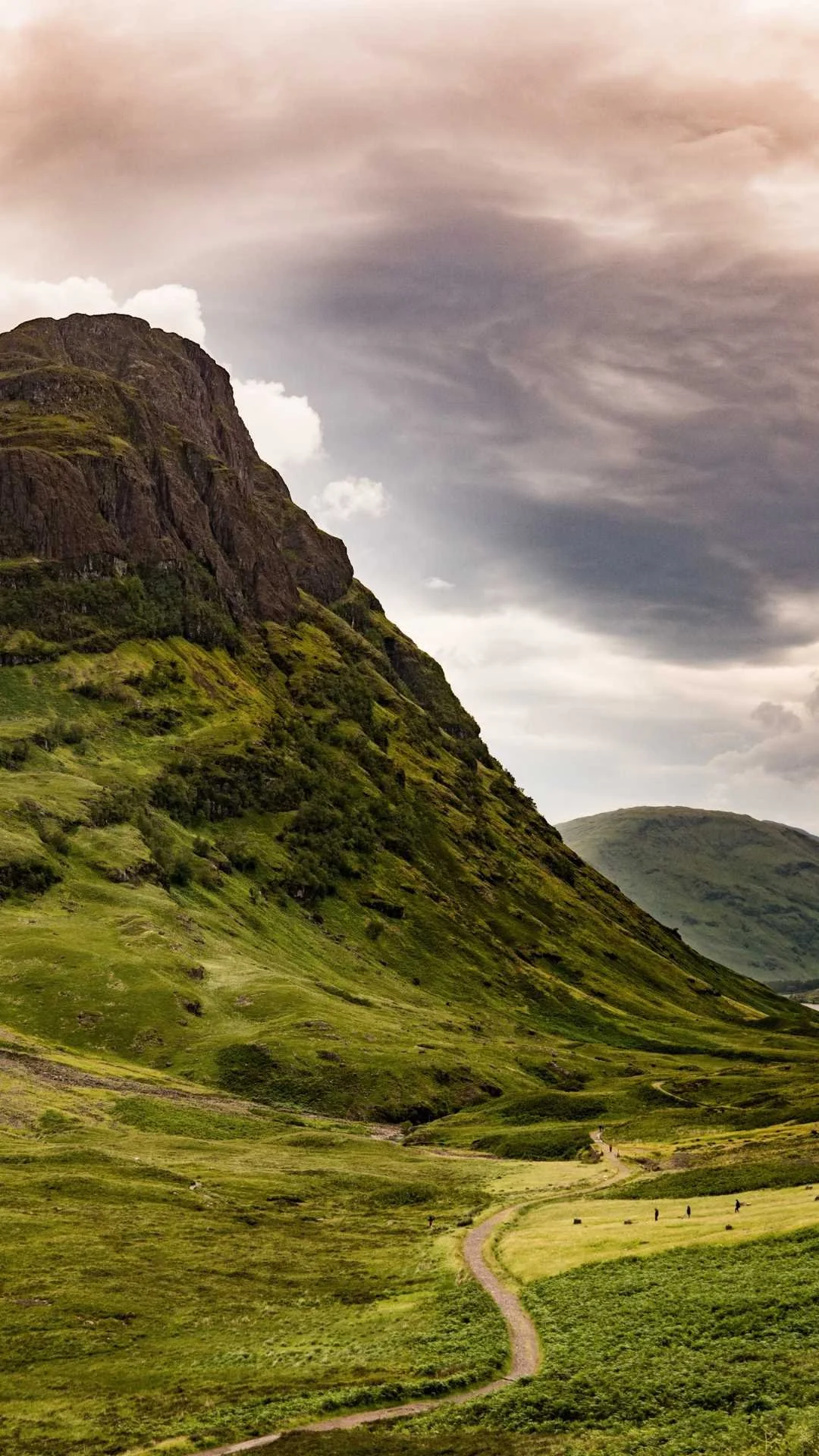 Clan Cameron: Unraveling the Historic Legacy of the Scottish Highlanders