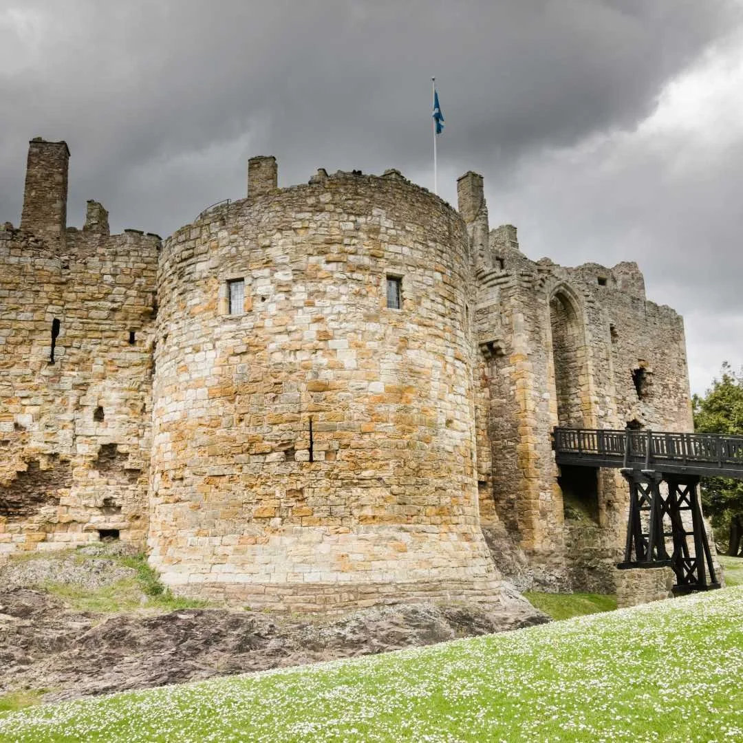 21 Castles to Visit in Scotland: A Journey Through Time and Stone