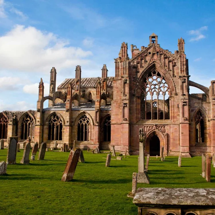 Robert The Bruce: 5 Must Visit Sites in Scotland