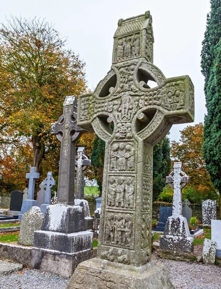 Secrets of Dunadd Fort: Scotland's Gaelic Royal Stronghold