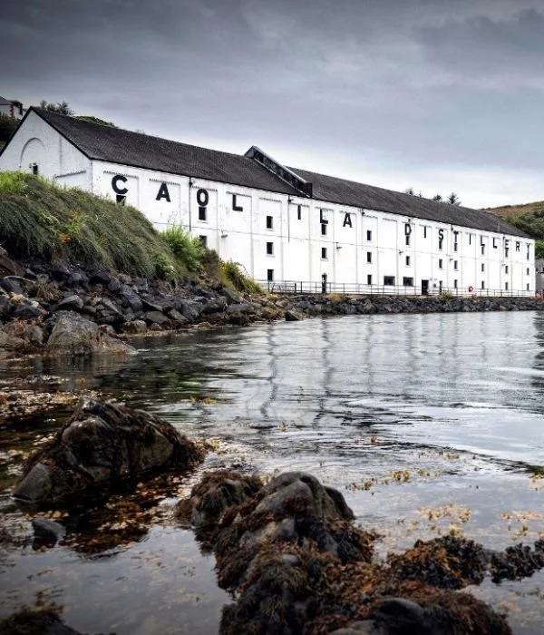 The Best 9 Whisky Distilleries on Islay, Scotland