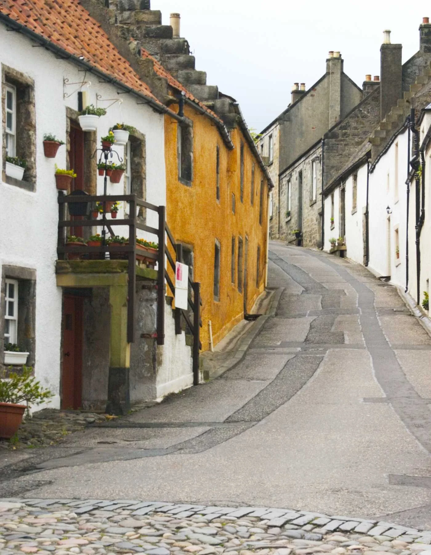Tracing "Outlander": Unveiling the Scottish Filming Locations