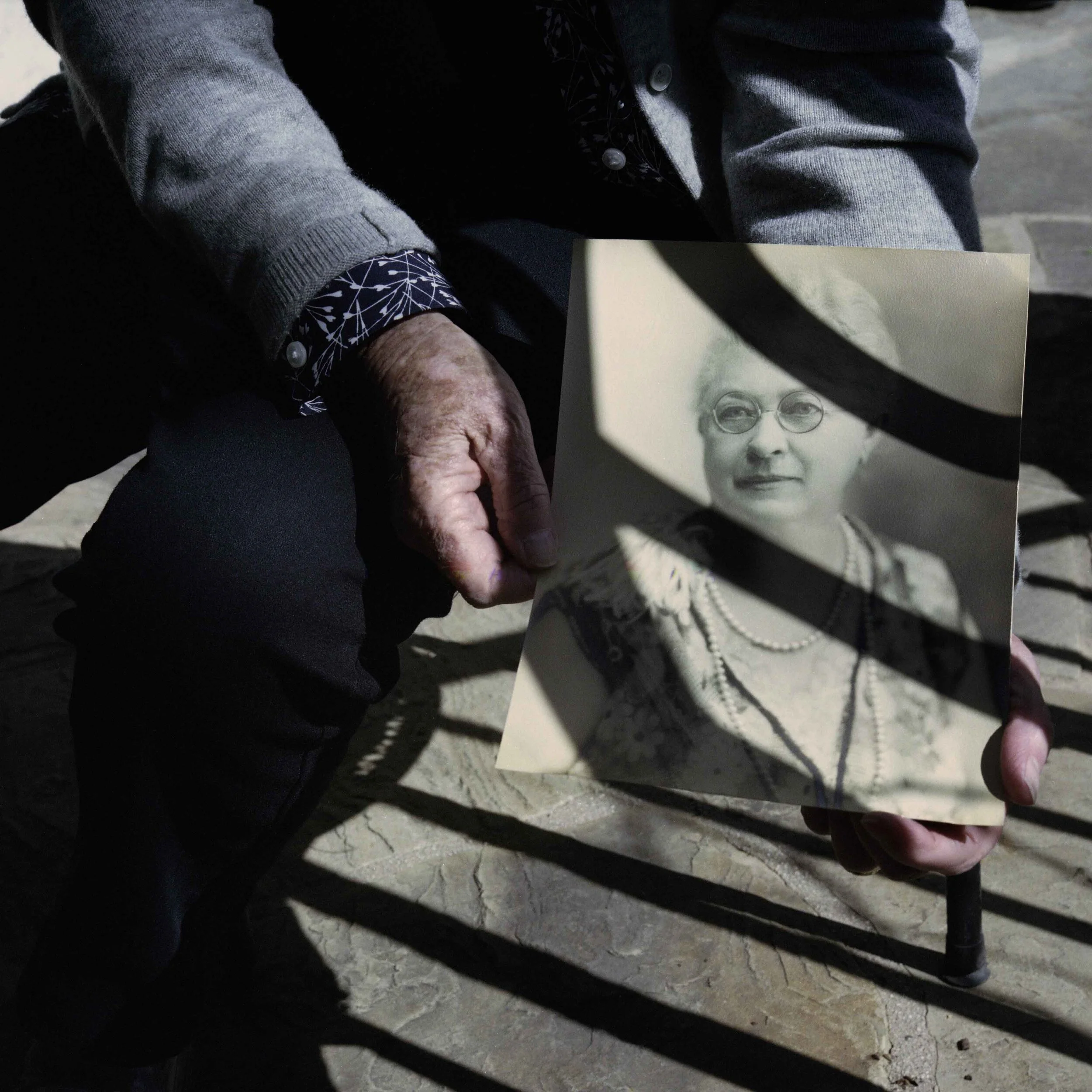 Aline Smithson — A Yellow Rose Project