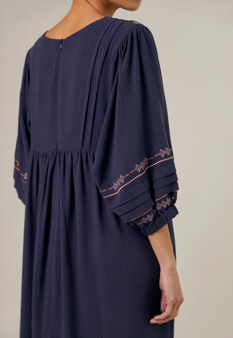 Womens — SIDELINE
