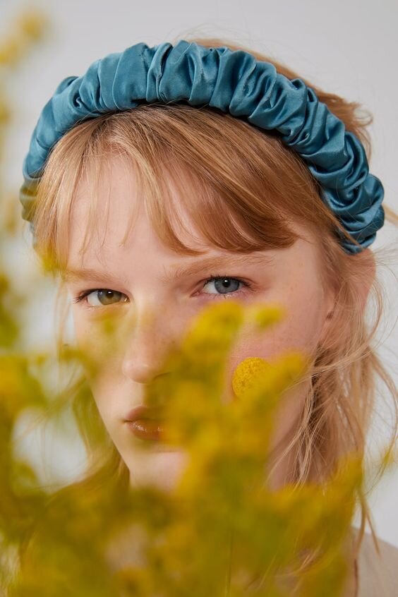 DIY Scrunchie Headband Tutorial — DIY Daisy