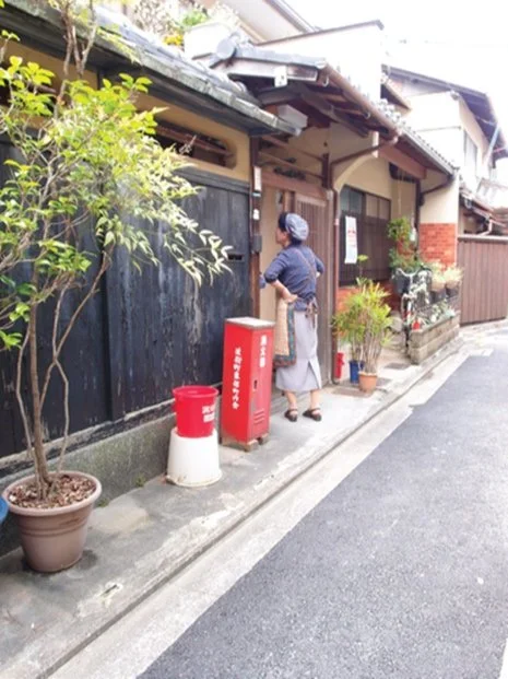 Kodokushi (孤独死): the death of people and properties in Japan ...