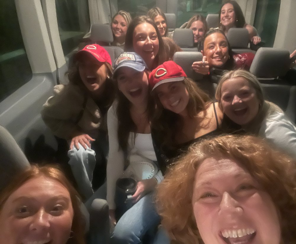 M. U. Thanksgiving & Winter — Ven-go.com