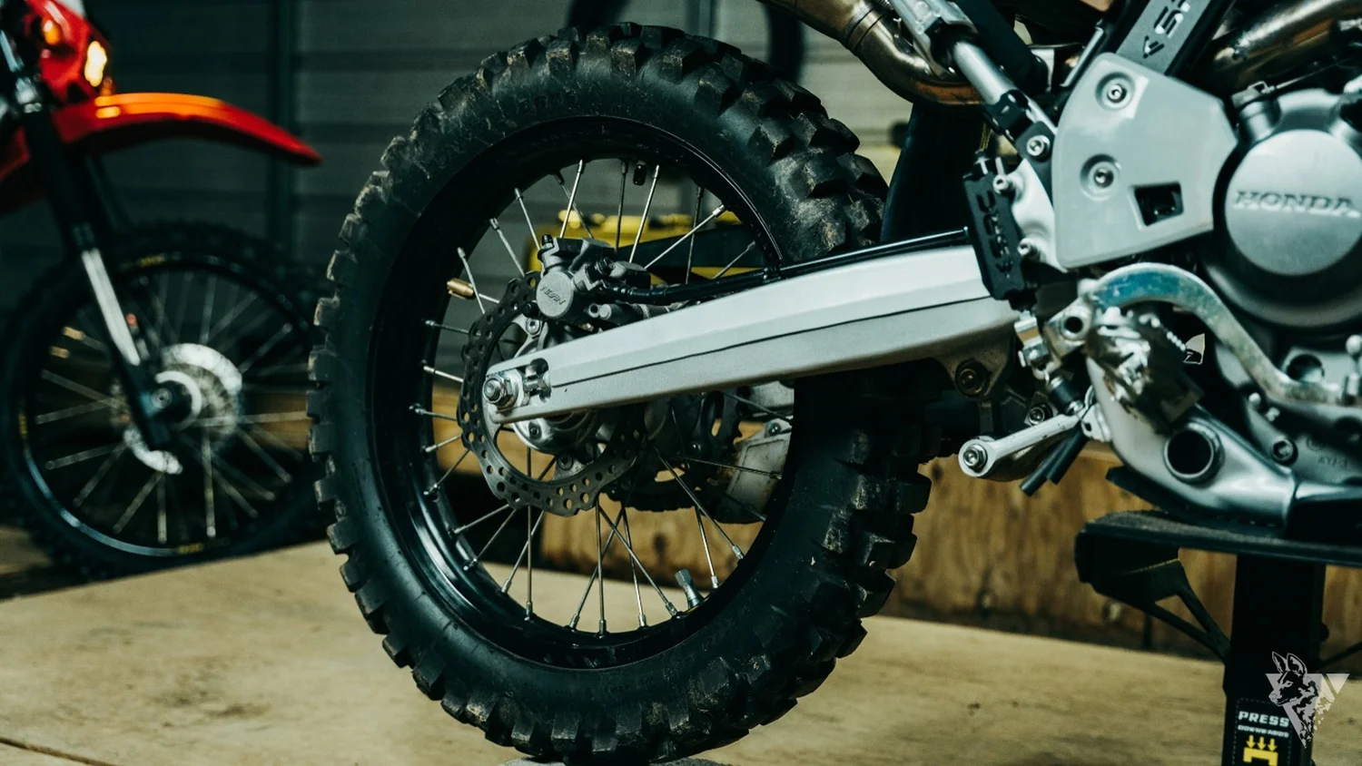 DIRTY CIVILIAN — Bike Build