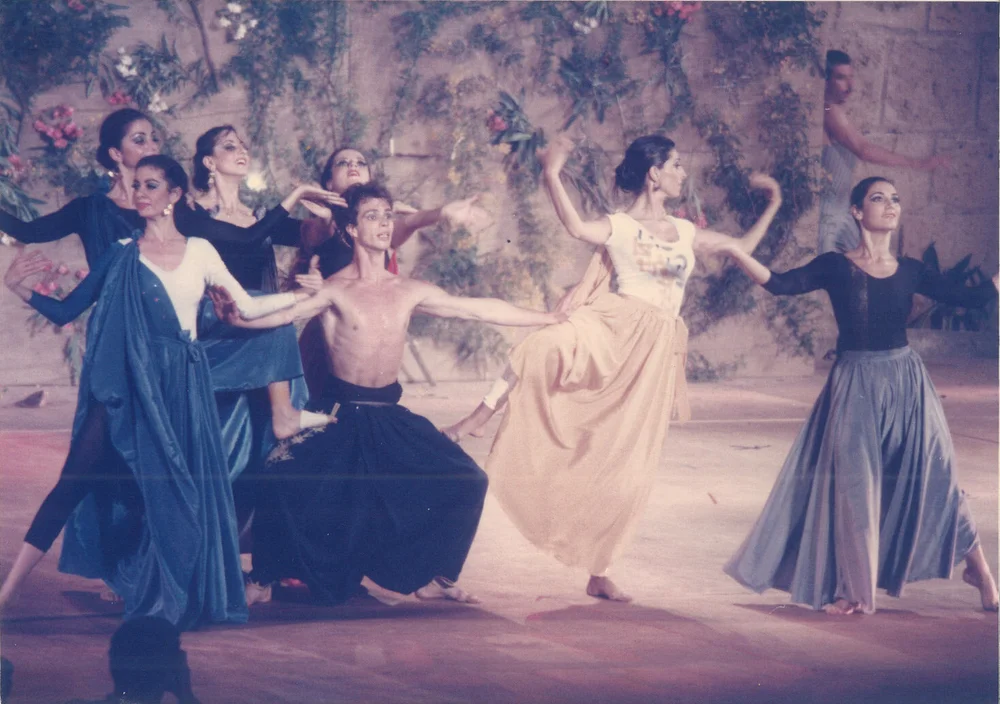 Echoes — Caracalla Dance Theatre