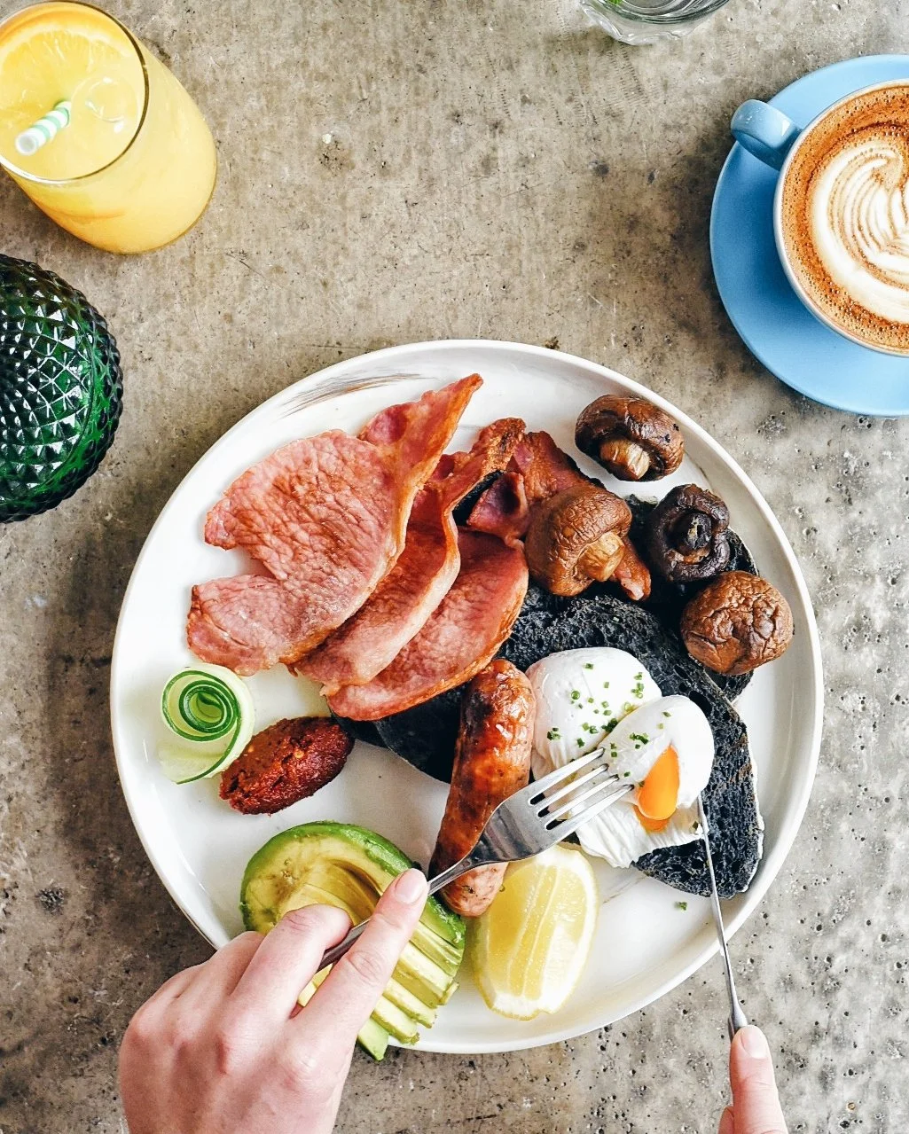 (26/100) aussie brunch — DAISY | GREEN