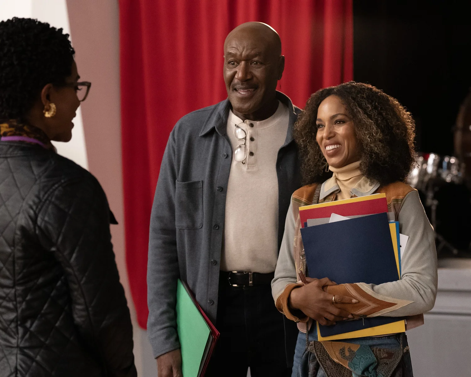 First Look Photos & Premiere Date for Hulu’s Second Season of ...