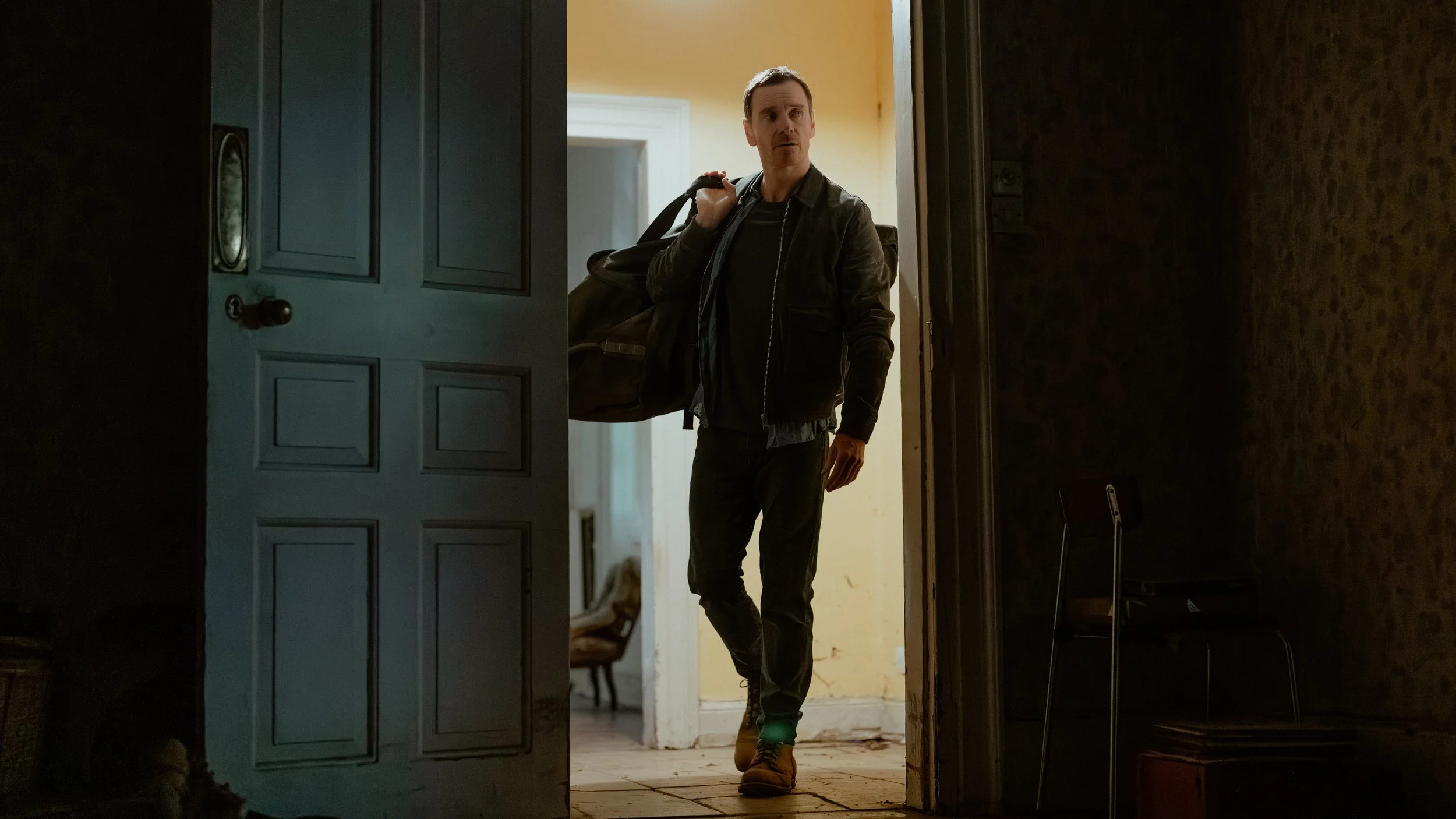 Exclusive: The Agency cast interviews with Jeffrey Wright, Jodie Turner Smith, Richard Gere ...