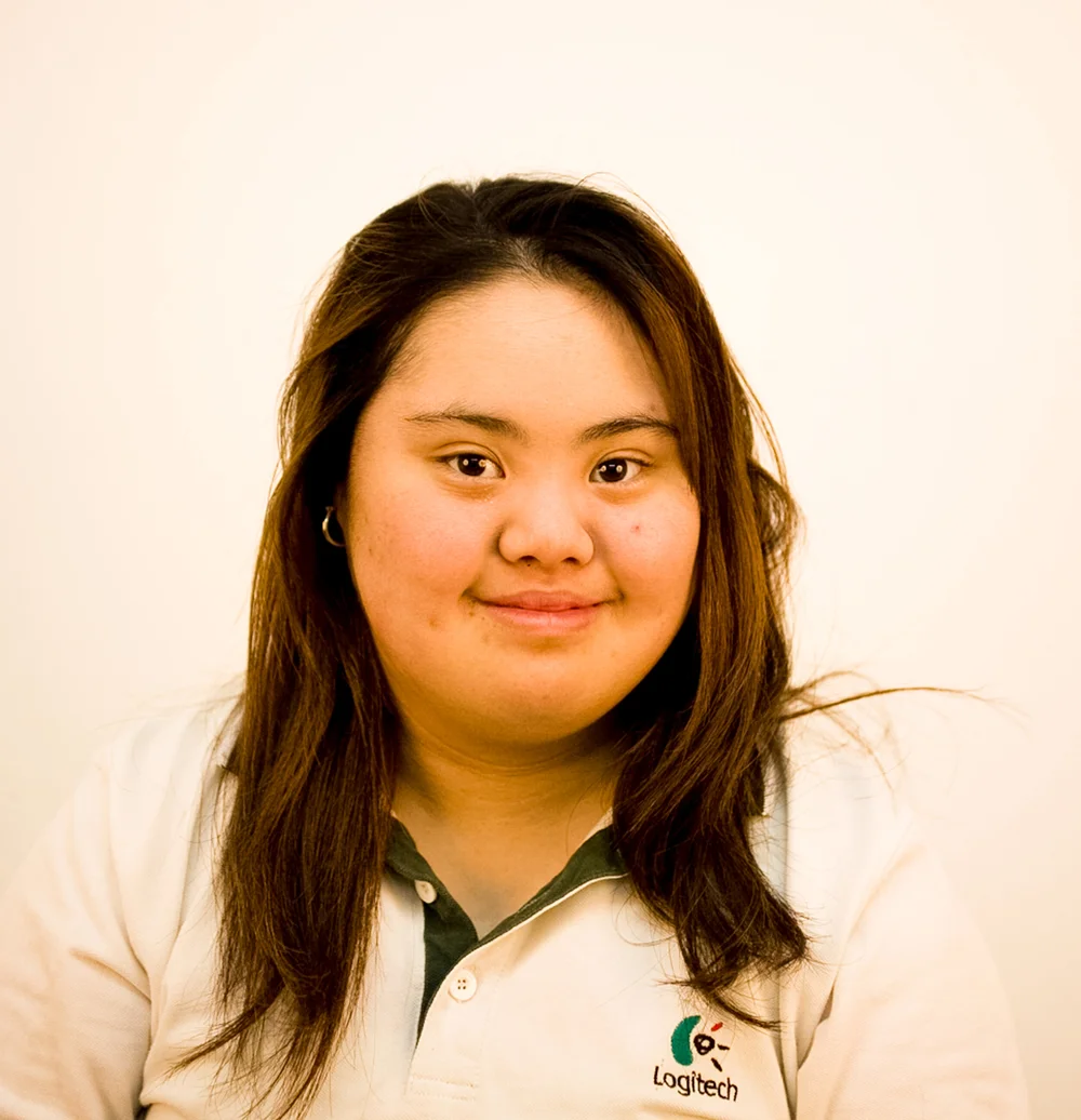 Eva Jun ∖ Creativity Explored