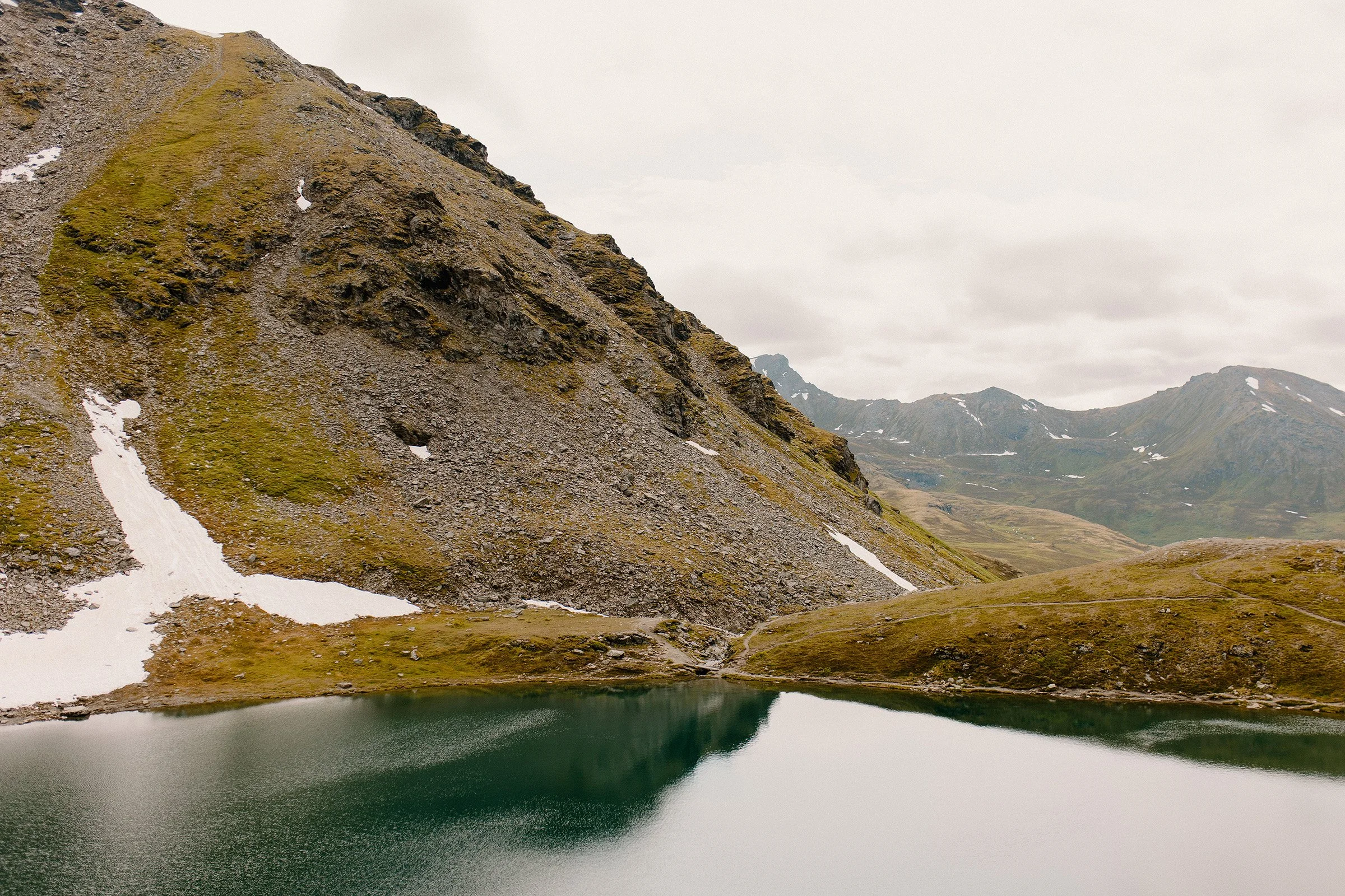 5 Easy Hikes with Stunning Views near Anchorage, Alaska | Trail Guide ...
