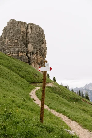 How to Visit Cinque Torri in the Dolomites: A Complete Guide